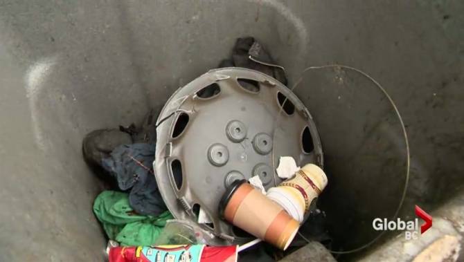 Recyclables still ending up in Vancouver’s garbage cans | Globalnews.ca