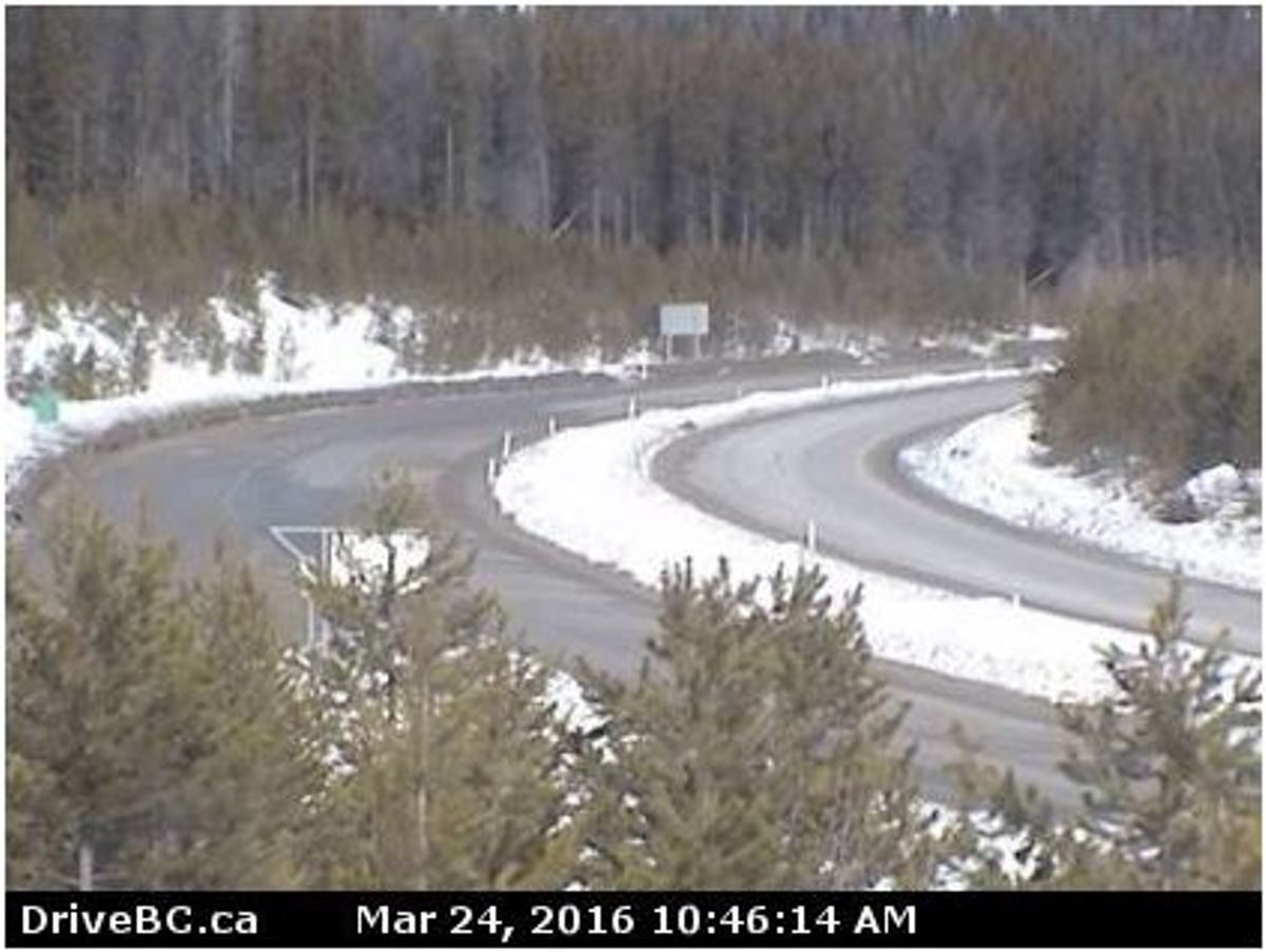 Winter driving conditions persist on mountain passes | Globalnews.ca