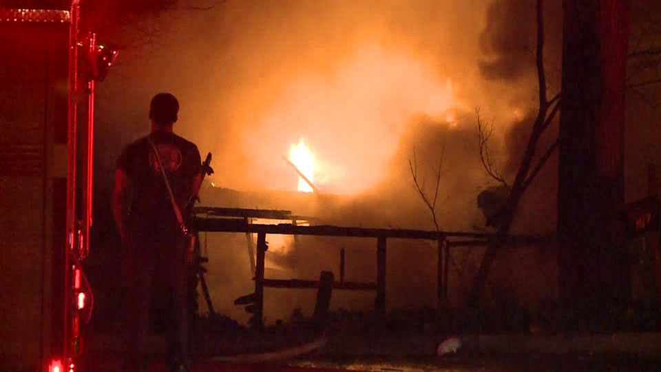 Fire kills 6 people in Atlanta boarding house - National | Globalnews.ca