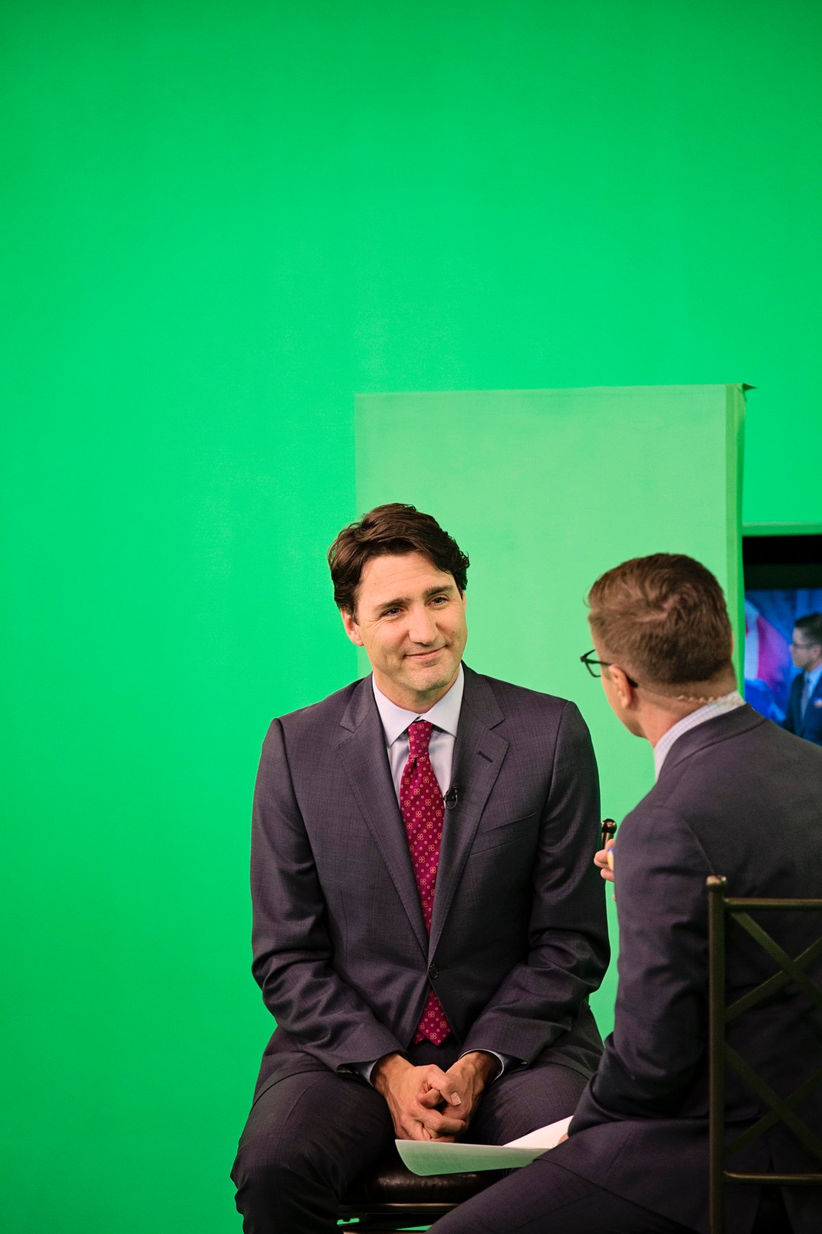 Justin Trudeau talks deficits, pipelines and aboriginal relations in ...