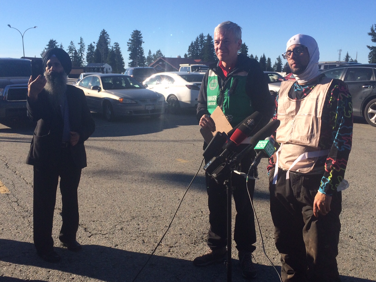 Missing snowboarder found safe after 8 hour search on Mount Seymour ...