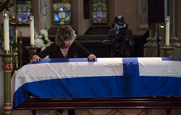 IN PHOTOS: Mourners say final goodbyes to former Toronto mayor Rob Ford ...