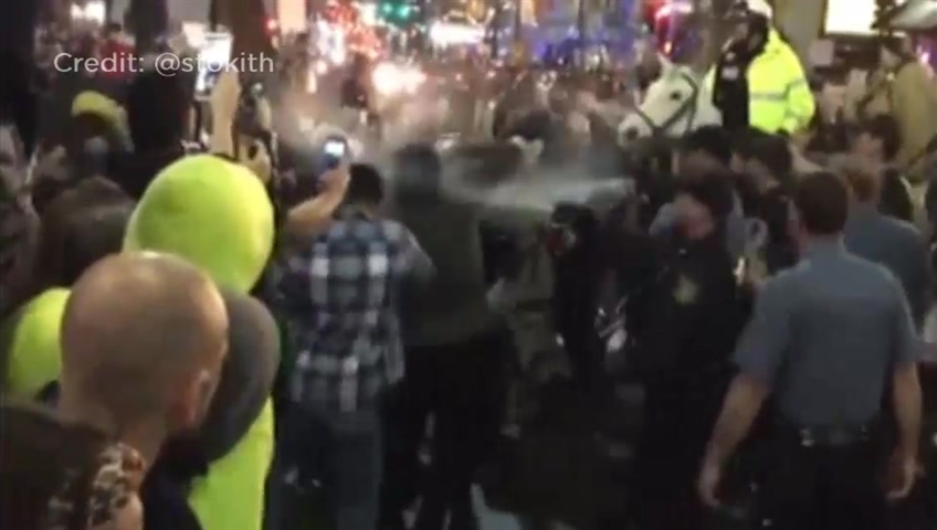 WATCH: Police pepper spray crowd outside Trump rally in Kansas City ...