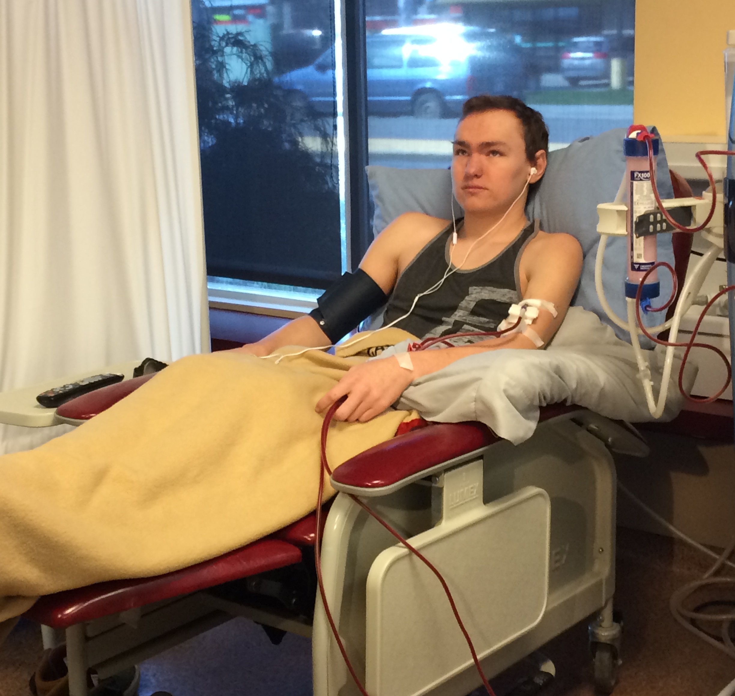 Groundbreaking Vernon transplant recipient in need of new kidney ...