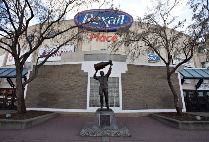 ‘It’s a bittersweet day’: Edmonton Oilers say farewell to Rexall Place ...