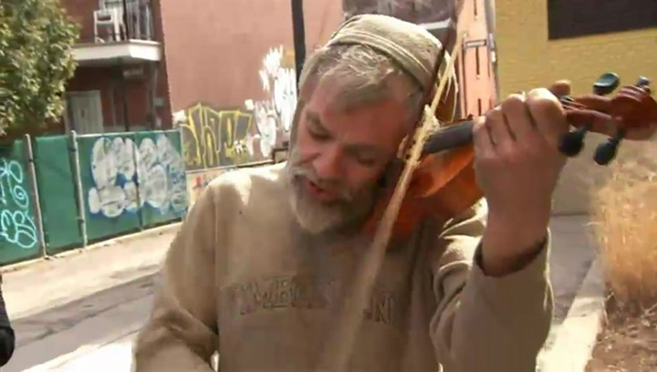 Homeless Montreal busker has violin stolen, Orchestre Métropolitain ...