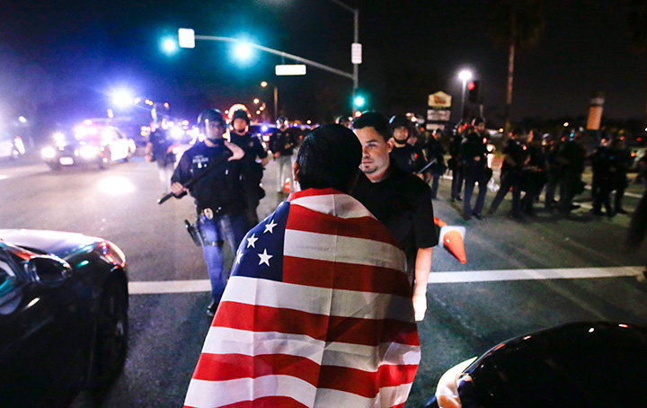 Violent protests erupt following Donald Trump rally in Southern ...