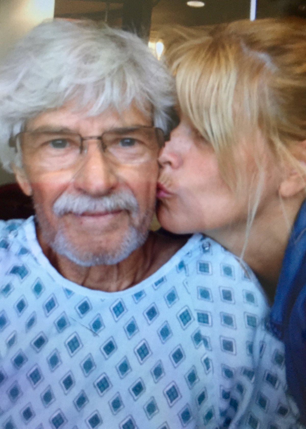 West Island woman heartbroken over theft of her father’s ashes ...