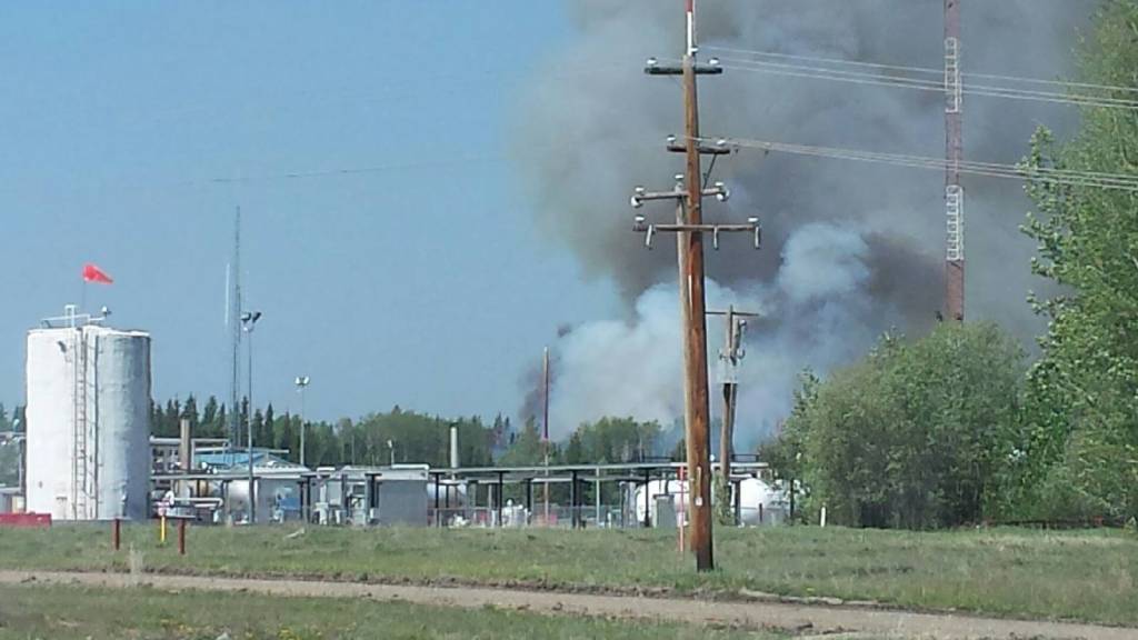 State of local emergency caused by intense wildfire near Fox Creek ...