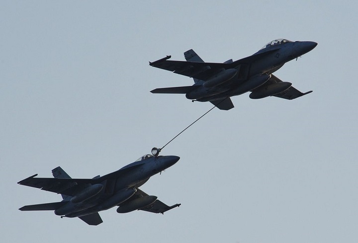 2 US Navy fighter jets collide off North Carolina coast, 4 injured ...