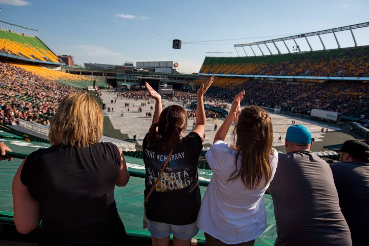 PHOTOS: Fire Aid concert for Fort McMurray ends on a high note ...
