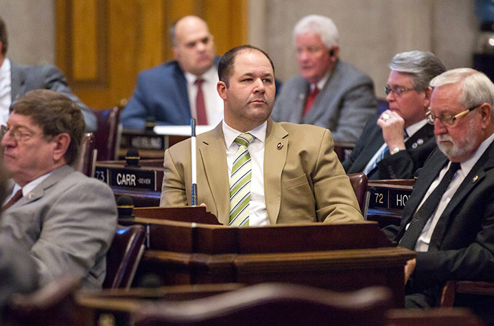 Tennessee politician giving away AR-15 rifles at fundraiser - National ...