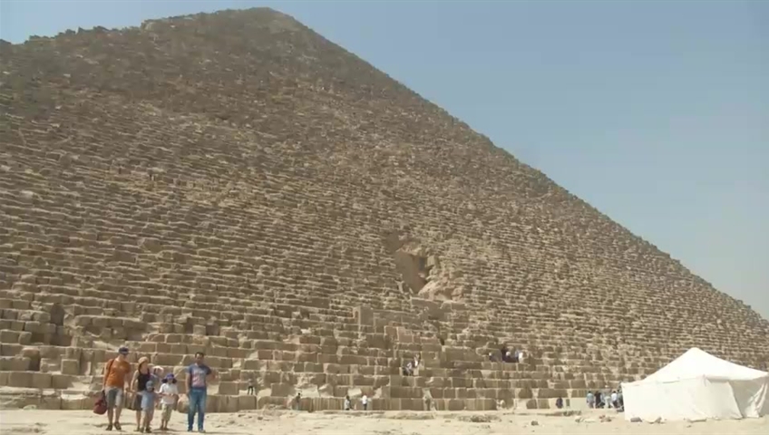 Egypt’s former interior minister leads new treasure hunt inside the ...