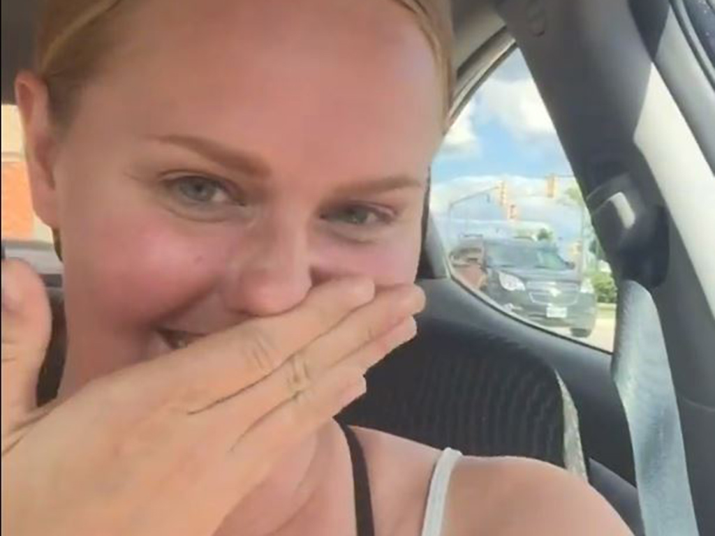 Jessica Mitchell, Canadian country singer, hears her song on radio for ...