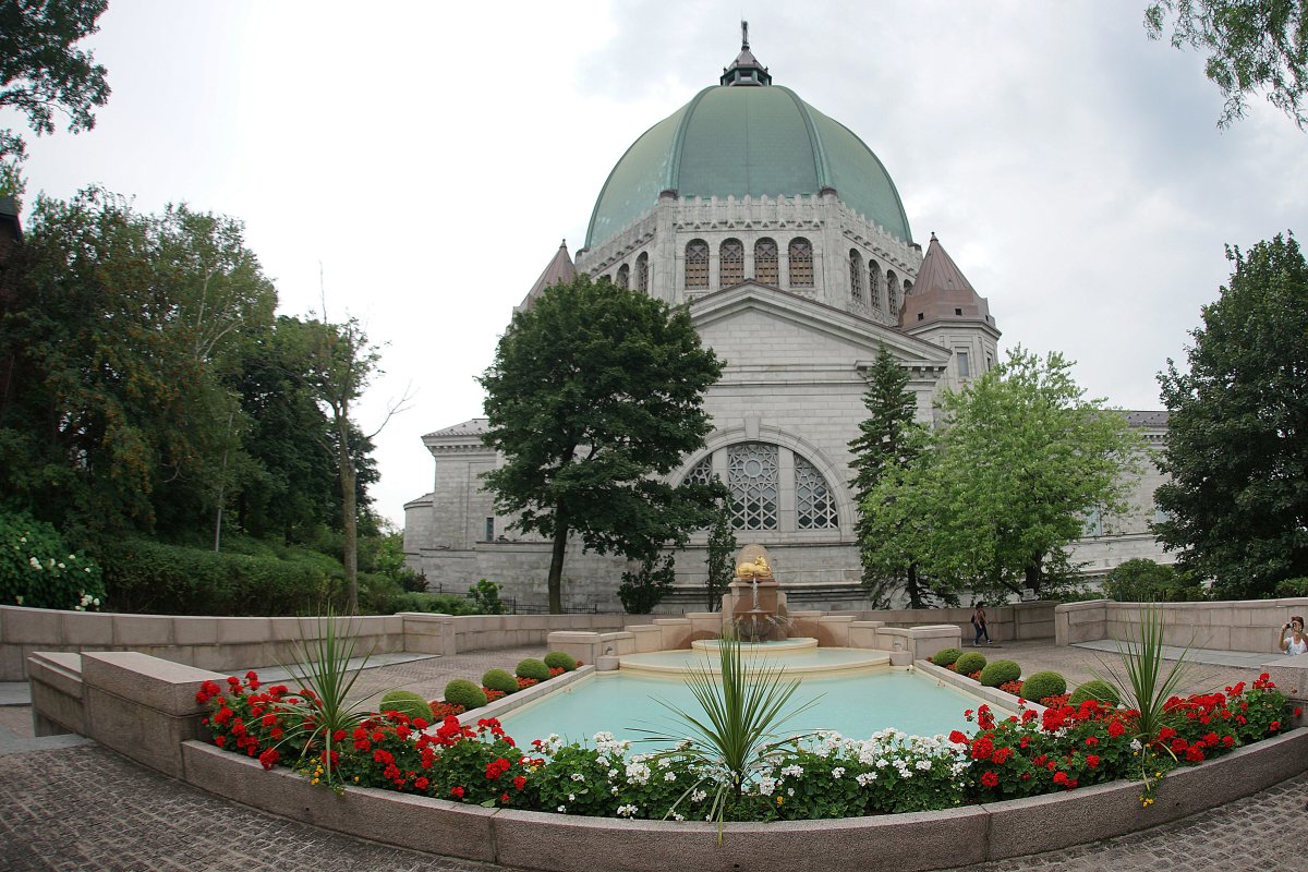 Saint Joseph’s Oratory gets facelift for Montreal’s 375th anniversary ...