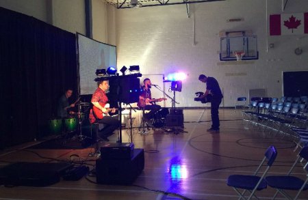 Robb Nash inspiring youth and saving lives one rock concert at a time ...