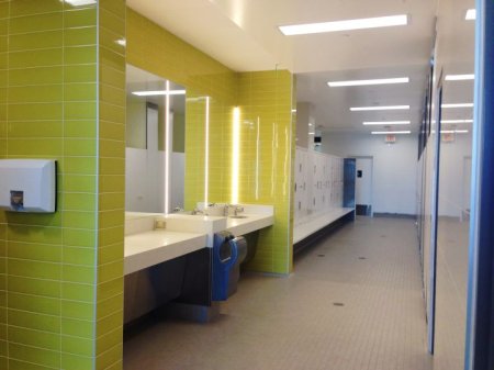 Calgary YMCA’s universal locker-room open to all genders | Globalnews.ca