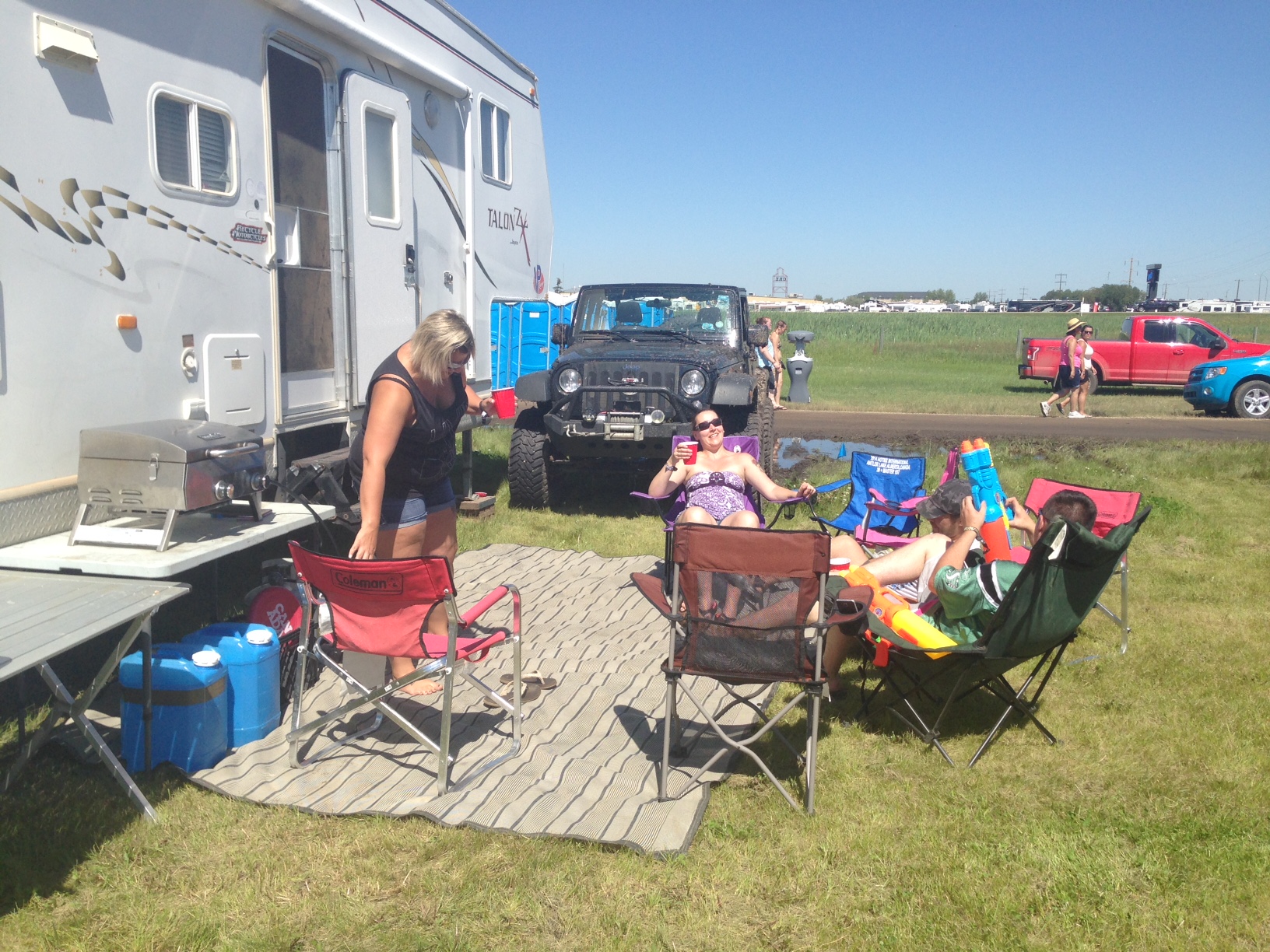Big Valley Jamboree sells record number of tickets, despite economic ...