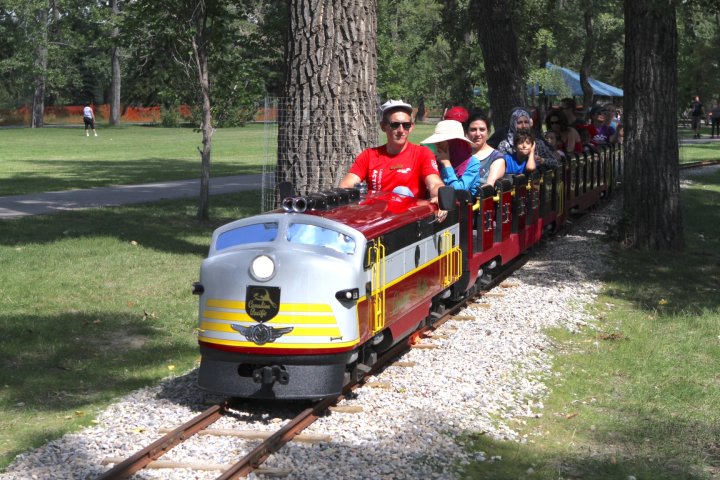 Mini train returns to Calgary’s Bowness Park as part of restoration ...