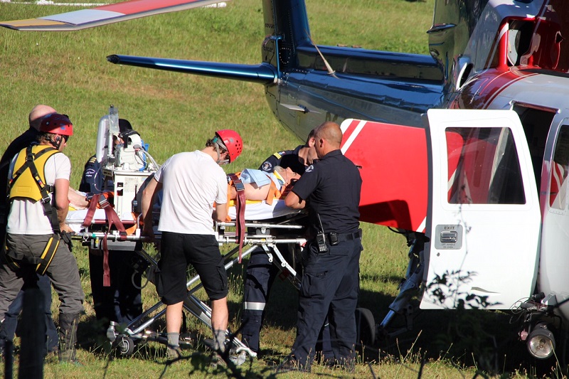 Paraglider crashes on Woodside Mountain in Agassiz - BC | Globalnews.ca