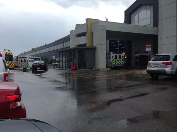 3 in hospital after lightning strike near Calgary airport | Globalnews.ca