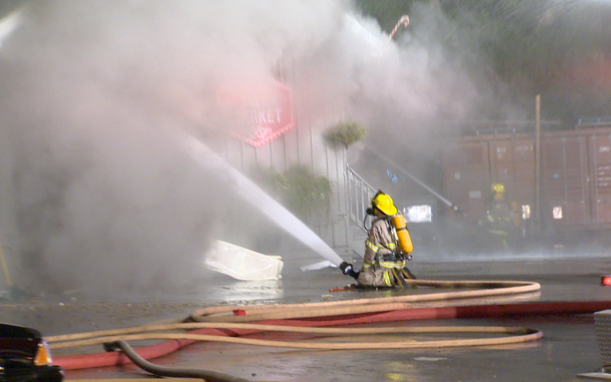 Historic feed mill in Alliston, Ont. gutted by fire - Toronto ...