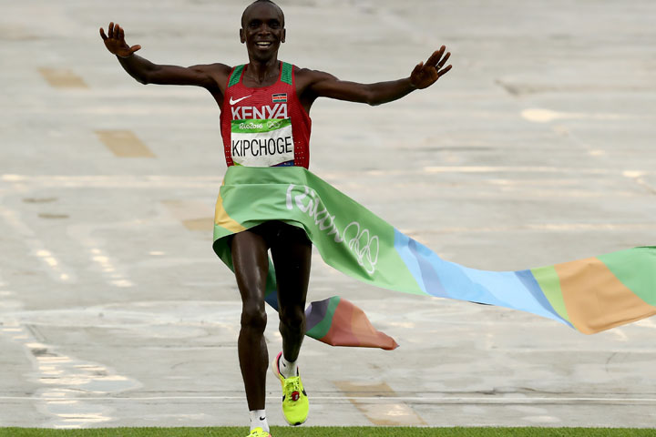 Rio 2016: Kenya’s Kipchoge wins men’s marathon, Canada’s Eric Gillis ...