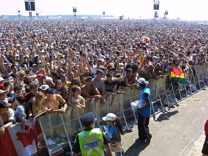 Relive some epic Canadian concert moments in honour of The Tragically ...