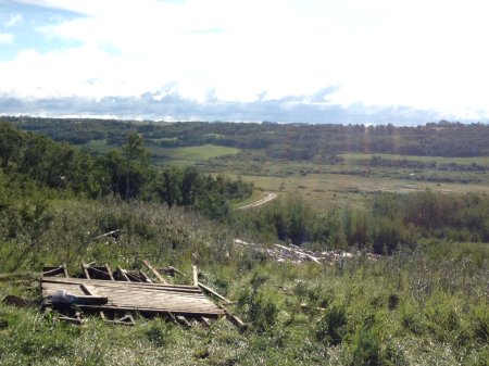 Tornado tears roof apart, flips over bus in Waywayseecappo First Nation ...