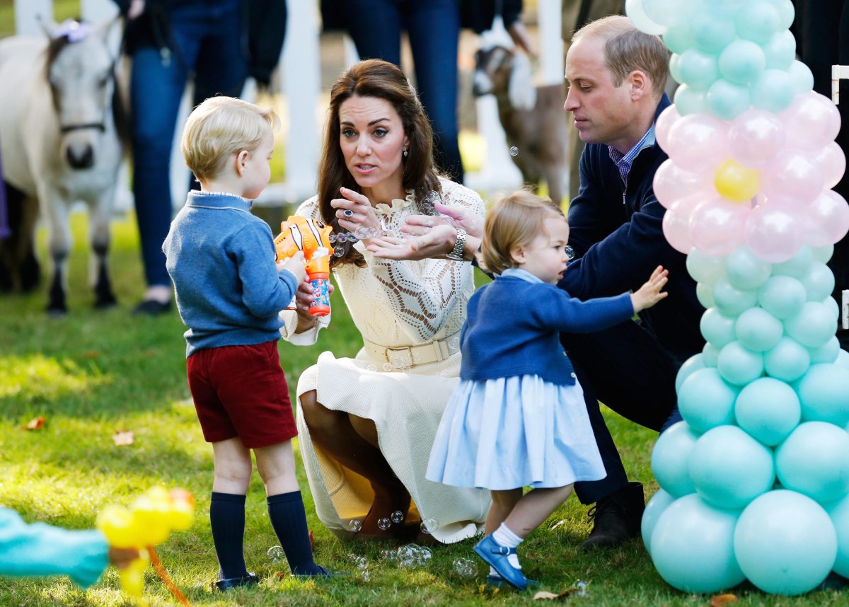 Royal Visit 2016: Prince George and Princess Charlotte attend children ...