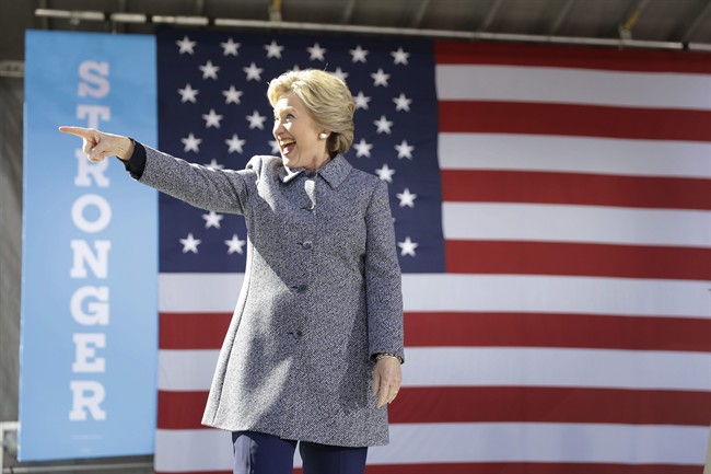 Hillary Clinton winning the early voting race, new poll says - National ...