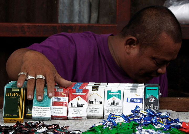 Philippines prepares to implement tough no-smoking law | Globalnews.ca