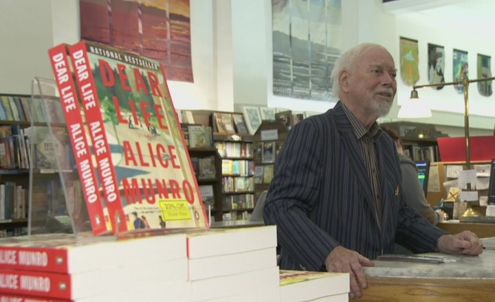 James Munro, founder of iconic Victoria book store, dies - BC ...