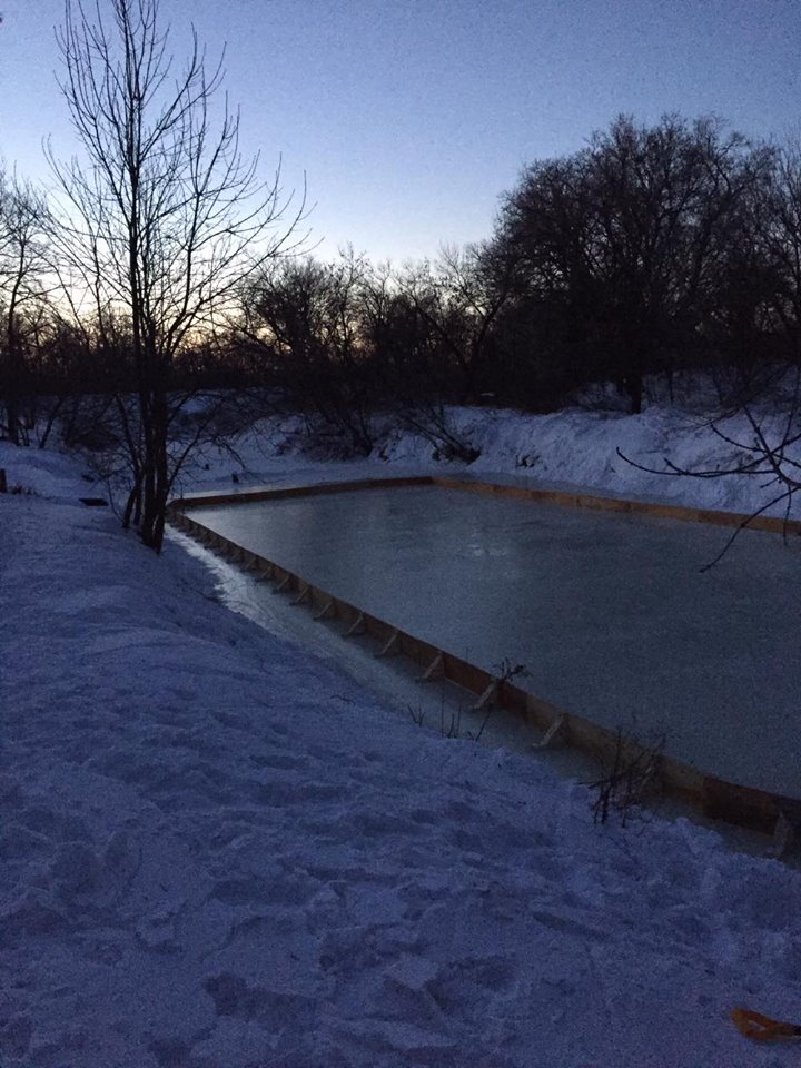 Vote: Manitoba’s best backyard skating rink - Winnipeg | Globalnews.ca