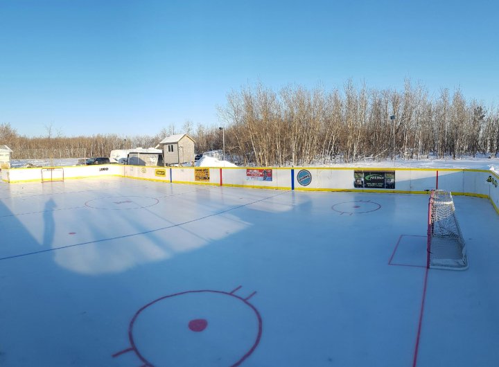 Vote: Manitoba’s best backyard skating rink - Winnipeg | Globalnews.ca