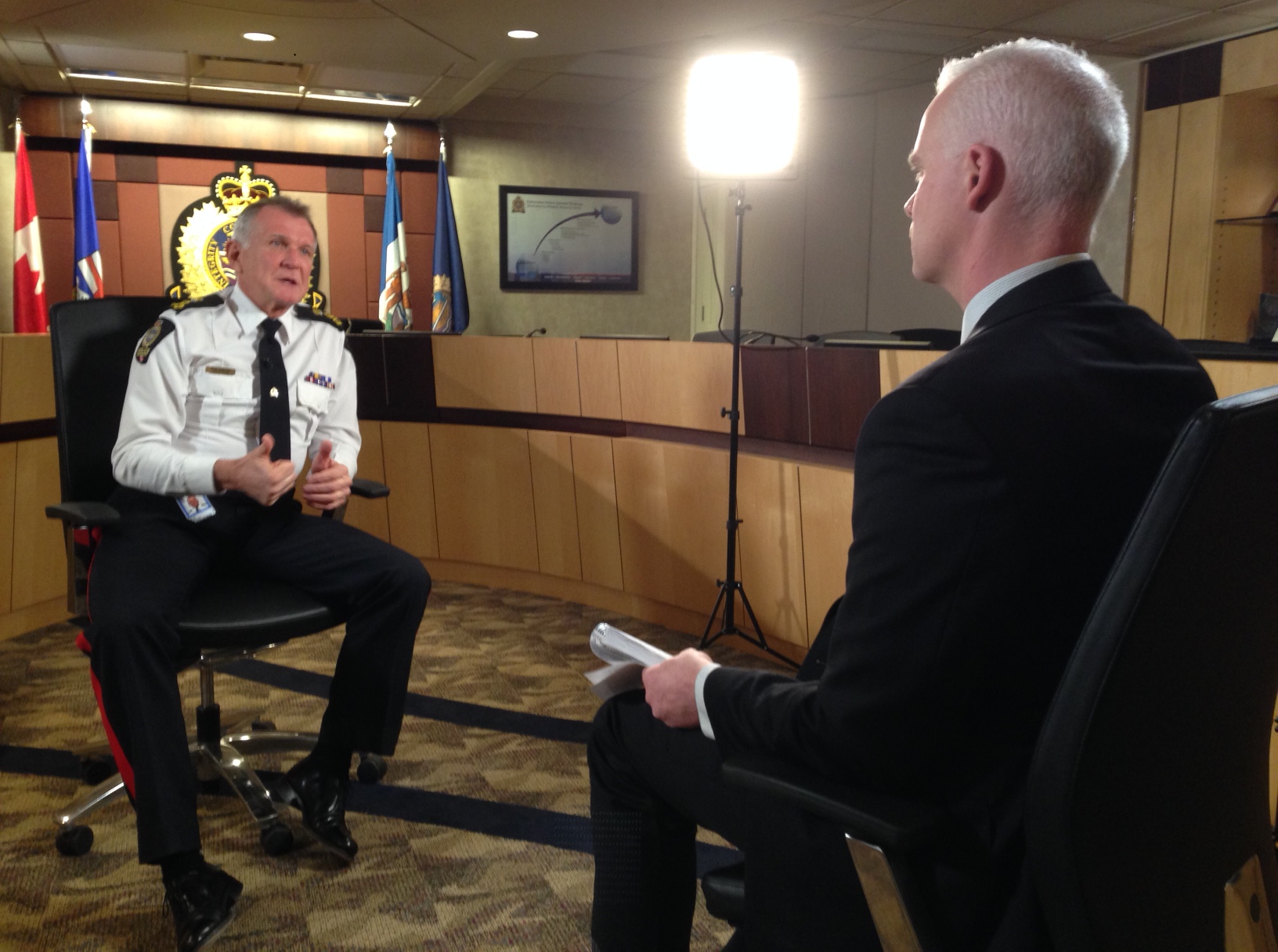 Edmonton police chief says 100 new officers needed to police online ...