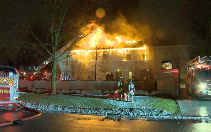 4-alarm fire guts Bridle Path mansion - Toronto | Globalnews.ca