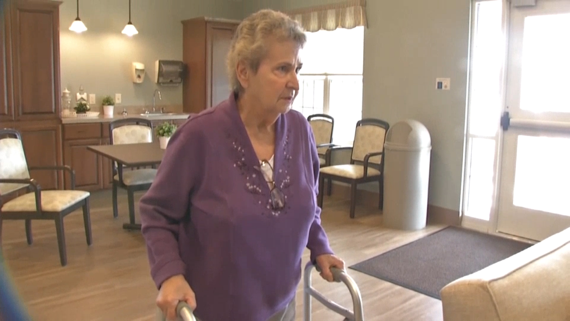 Ohio woman wakes after being taken off life support; doctor calls it a ...