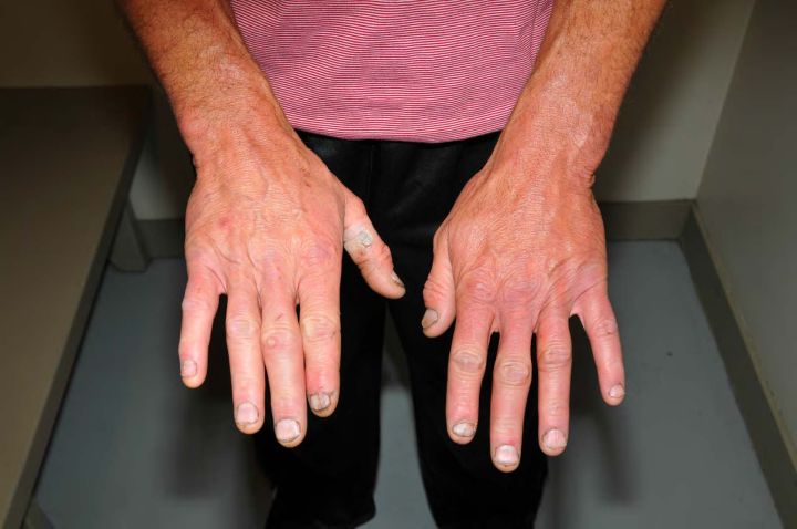 Douglas Garland triple-murder jury asked to handle disturbing evidence ...