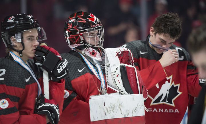 Team Canada goalie Carter Hart arrives home after losing world junior ...