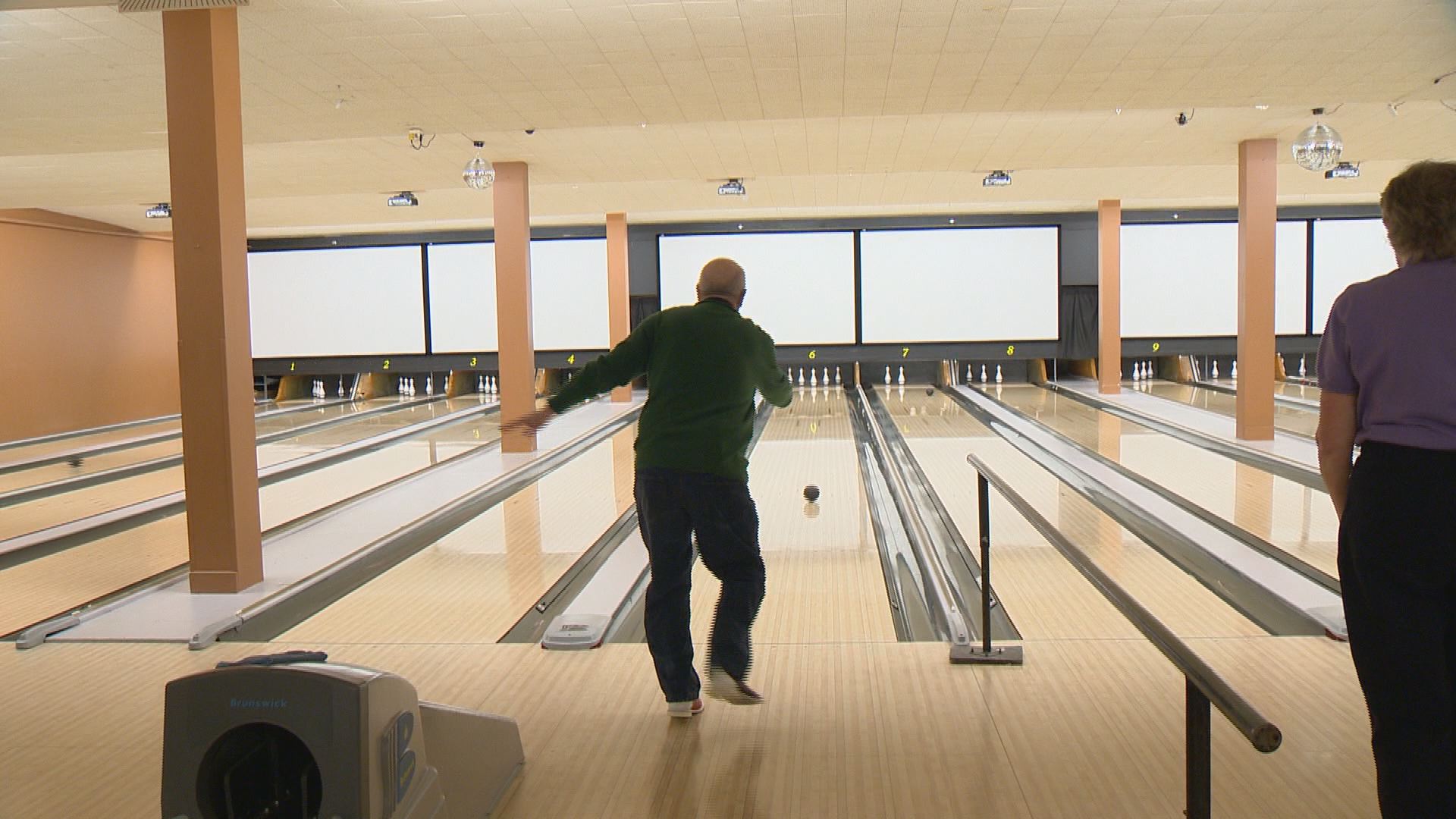 Bowling and blindness: White Cane Week kicks off in Regina - Regina ...