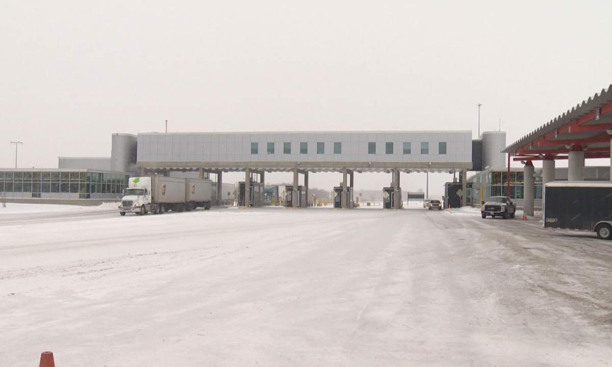 Man charged for assaulting CBSA officer after illegally crossing border ...