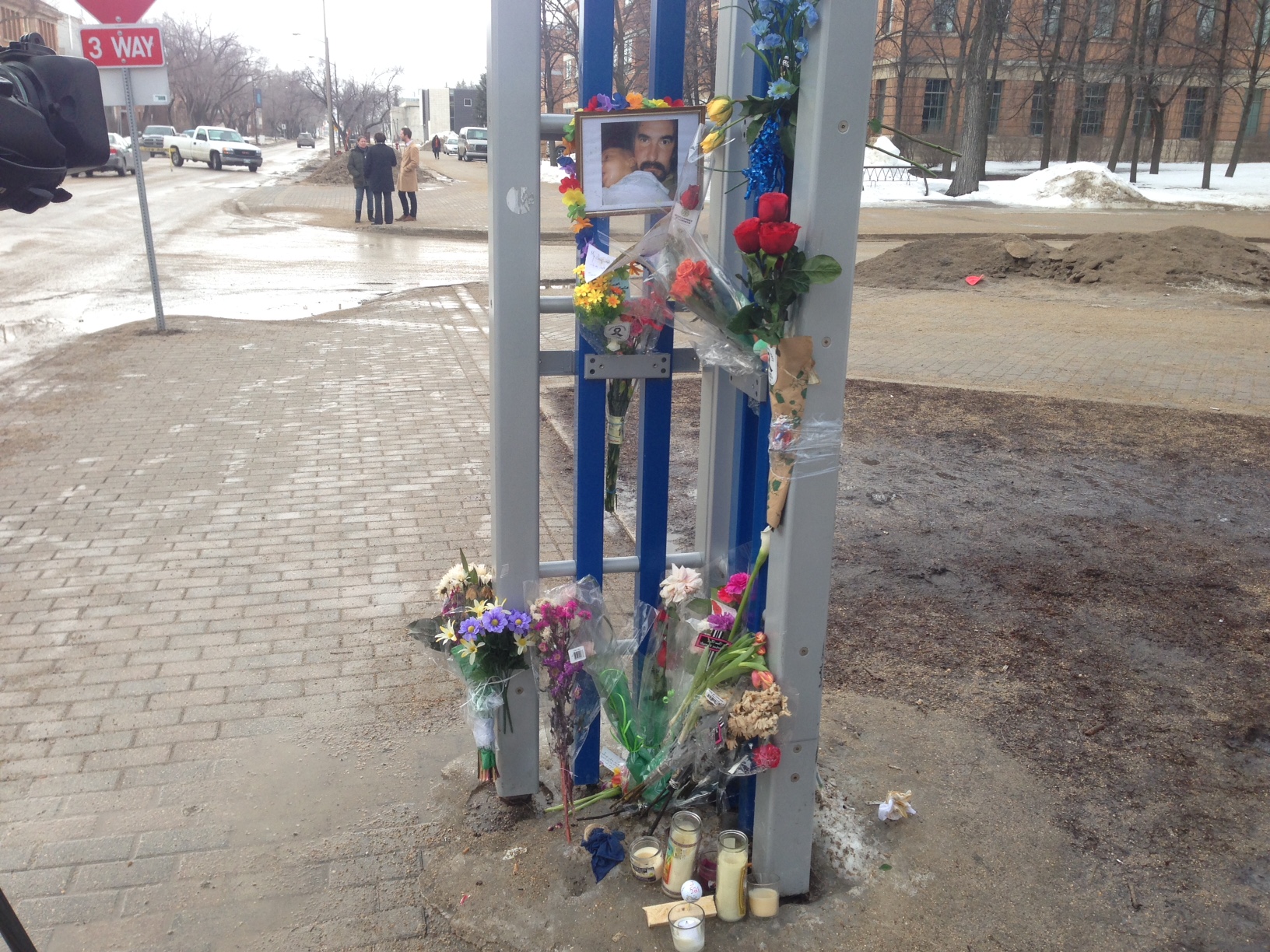 More than 100 transit staff gather for bus drivers funeral - Winnipeg ...