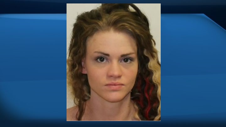 Alberta woman apprehended after Canada-wide warrant issued | Globalnews.ca