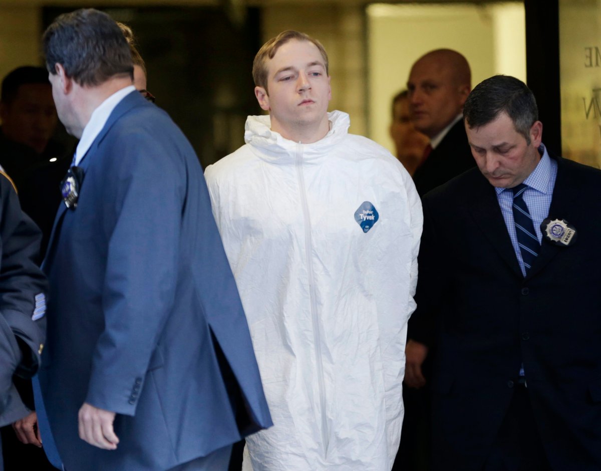 White sword killer took a bus to New York and killed a black bottle ...