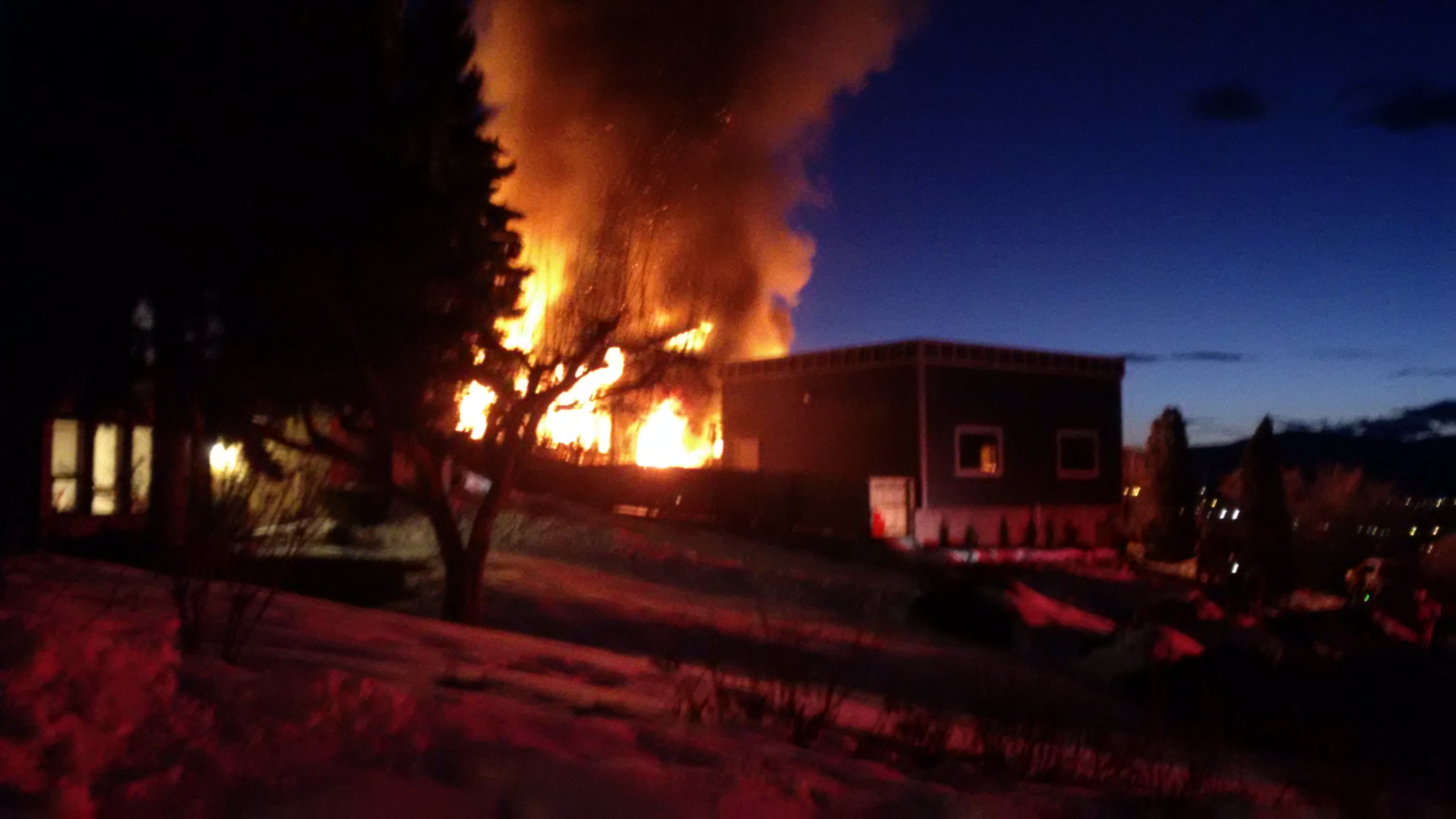 Fire destroys Vernon home | Globalnews.ca