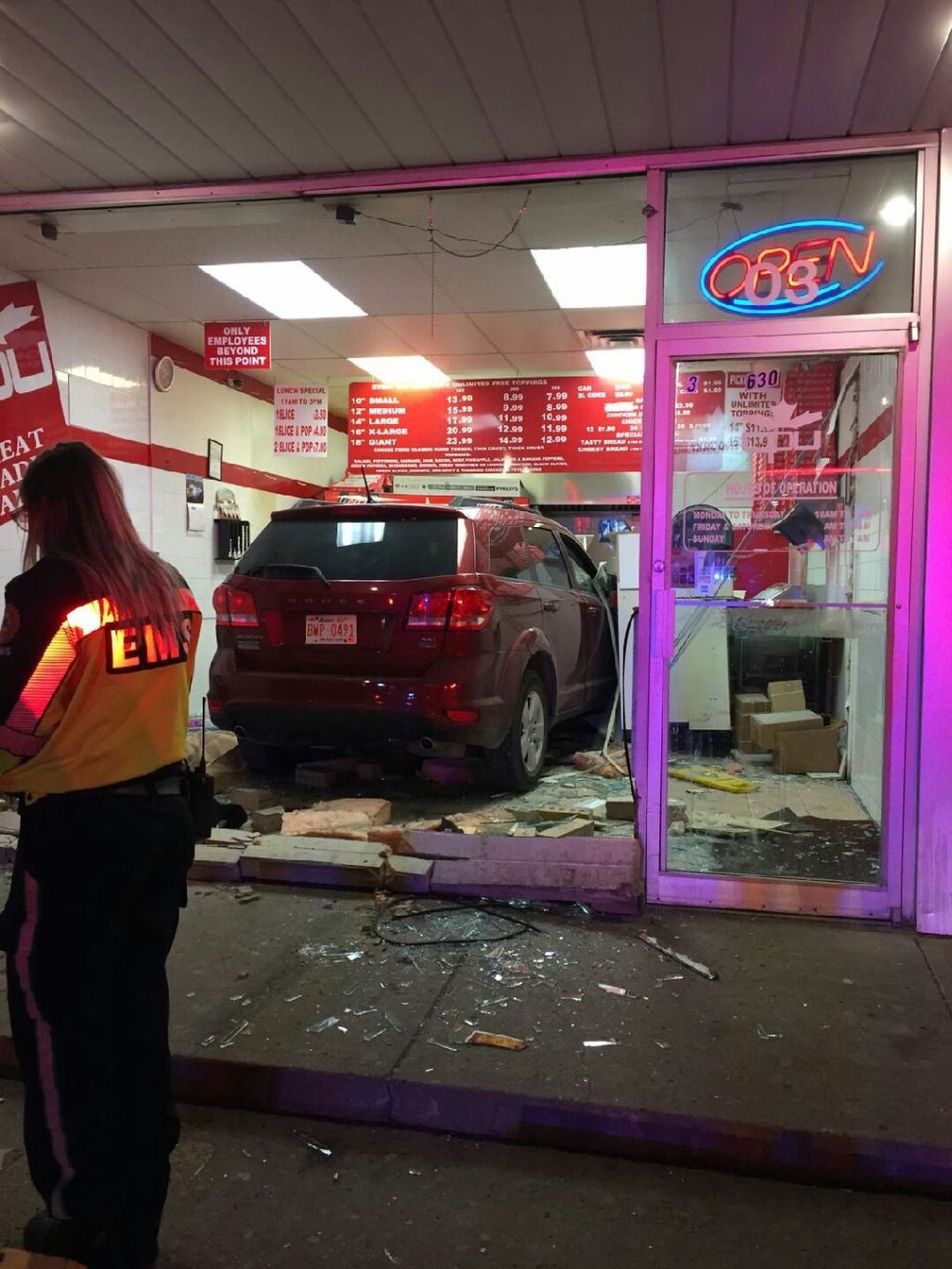 ‘Cutting the pizza, that’s why his life is saved’: SUV drives through ...