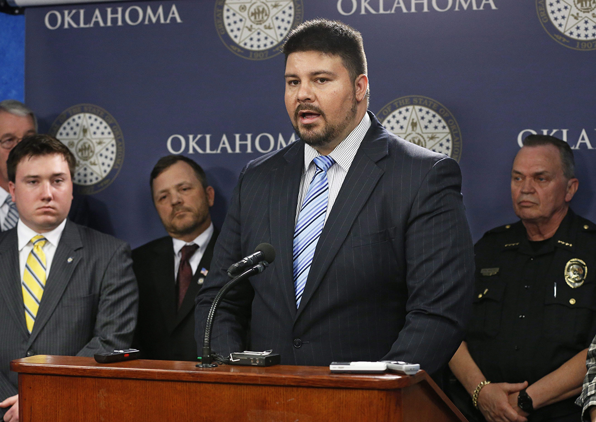 Charges loom for Oklahoma senator found with teen in motel - National ...