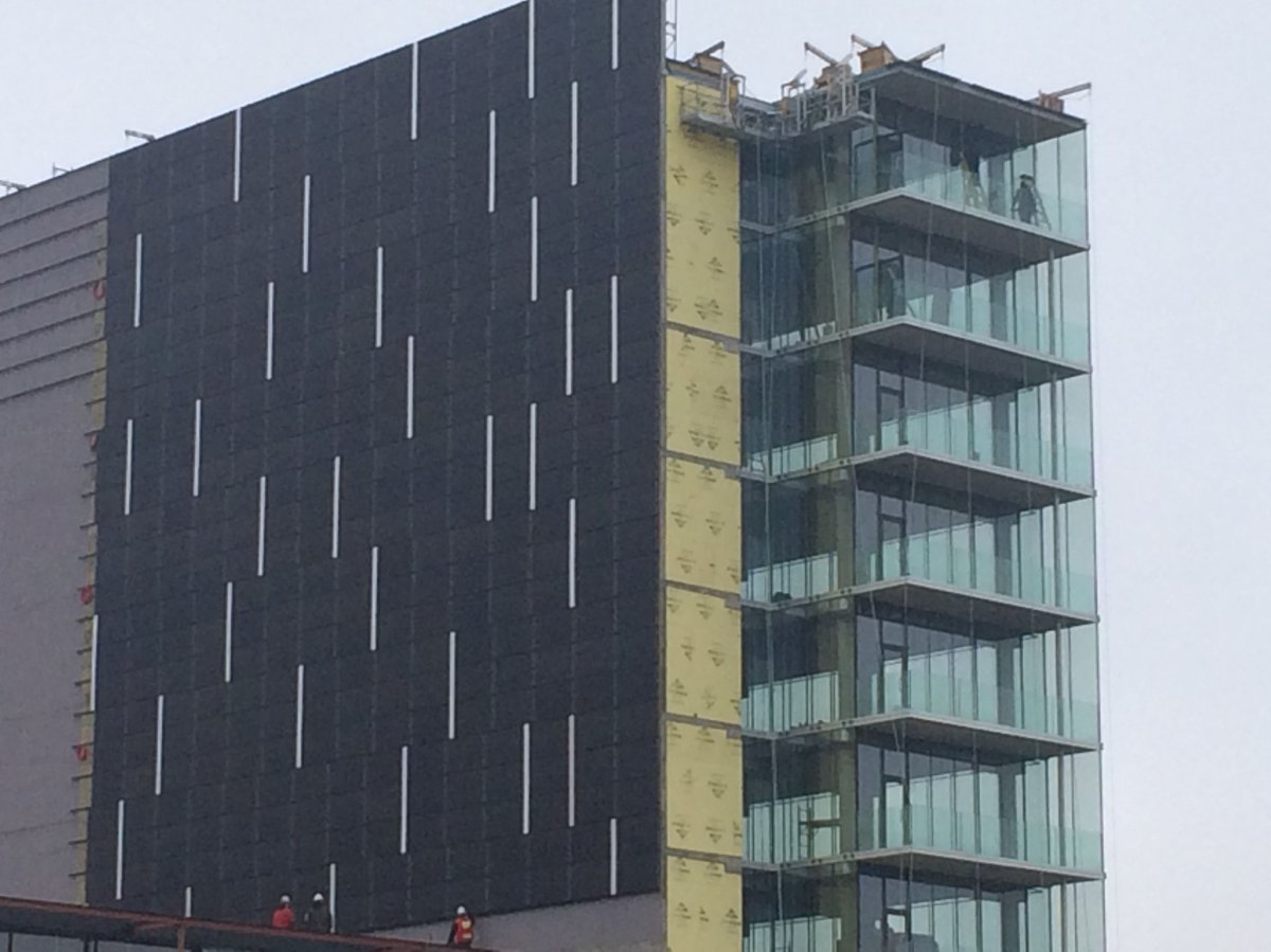 500 solar panels cover south side of downtown Edmonton office tower ...
