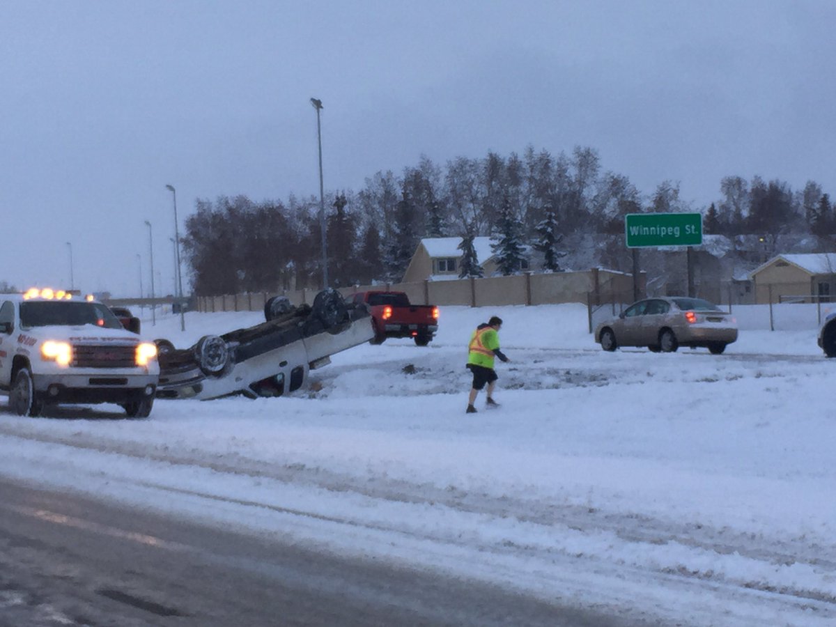 April snowstorm in Regina causes multiple vehicle crashes - Regina ...
